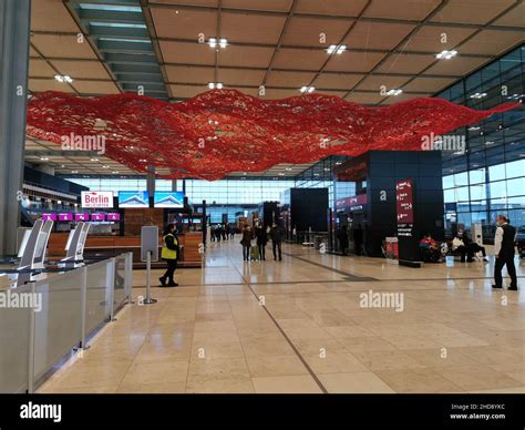 Der Flughafen Berlin Brandenburg Willy Brandt IATA BER ICAO EDDB
