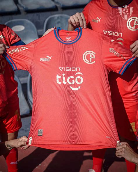 Tercera camiseta Puma de Cerro Porteño 2023 24
