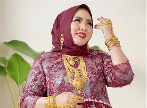 Ternyata Ini Pekerjaan Suami Mira Hayati Yang Viral Usai Sawer Ahmad Dhani