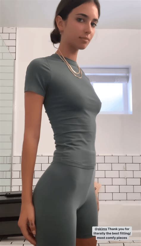 Elishas Perfect Figure And Nipple Pokies From Ig Story Herberttwins
