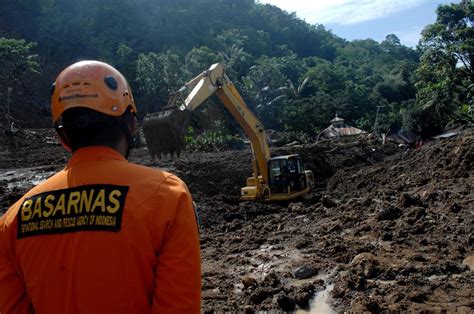 PLTA Batang Toru Tapsel Longsor Tiga Korban Ditemukan Media Sumutku