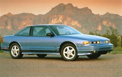 1994 Oldsmobile Cutlass Supreme Review Ratings Edmunds