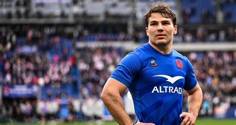 Ca A Permis De Faire Avancer Le Rugby Antoine Dupont Optimiste Sur