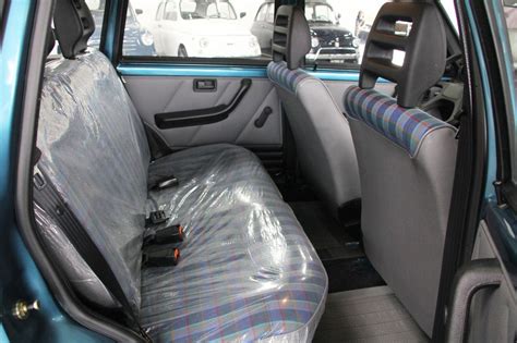 Este Fiat Uno de 1996 está à venda rigorosamente como novo