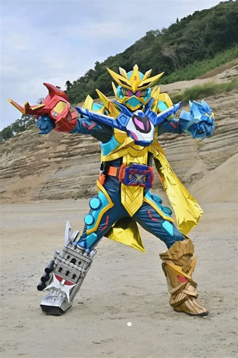 仮面ライダーガッチャード強化形態ガッチャード Xアッセンブルが登場体にレベルナンバー10のケミーが