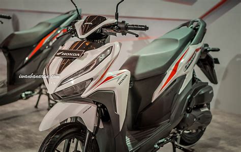 Harga Honda Vario 125 Terbaru 2019 CBS ISS 4 Pilihan Warna