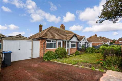 Bedroom Semi Detached Bungalow For Sale In Grummock Avenue Ramsgate