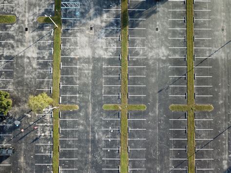 Jak uniknąć mandatów za parkowanie w strefie płatnego parkowania w