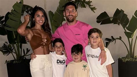 Lionel Messi posteó un saludo familiar por el Año Nuevo y se hizo viral