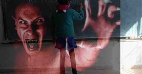 Umc El Abdcedario Del Diablo El Juego Sádico Que Impone A Los Niños Una H