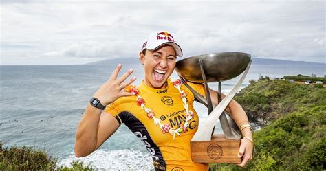 HAVAIANA CARISSA MOORE É CAMPEÃ MUNDIAL DE SURFE