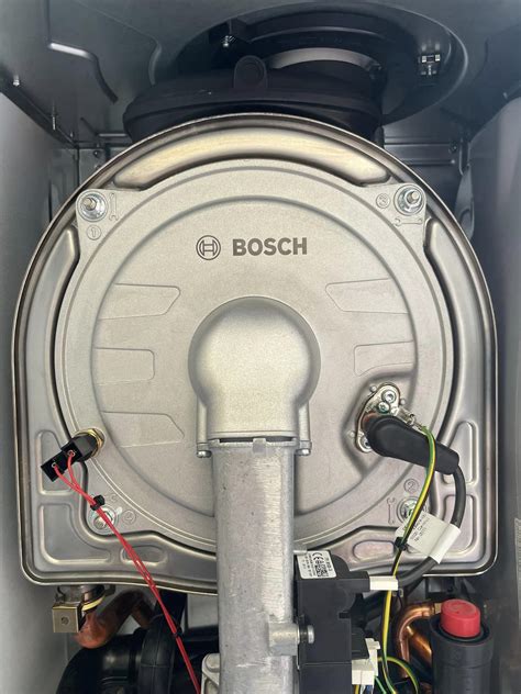 Worcester Bosch Greenstar Kw Combi Boiler And Horizontal Flue
