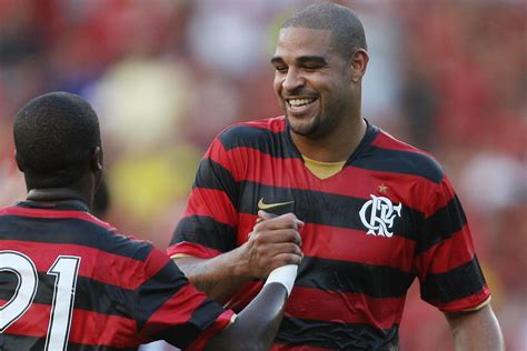Me marcou muito Pedro relembra golaço de Adriano Imperador no Flamengo