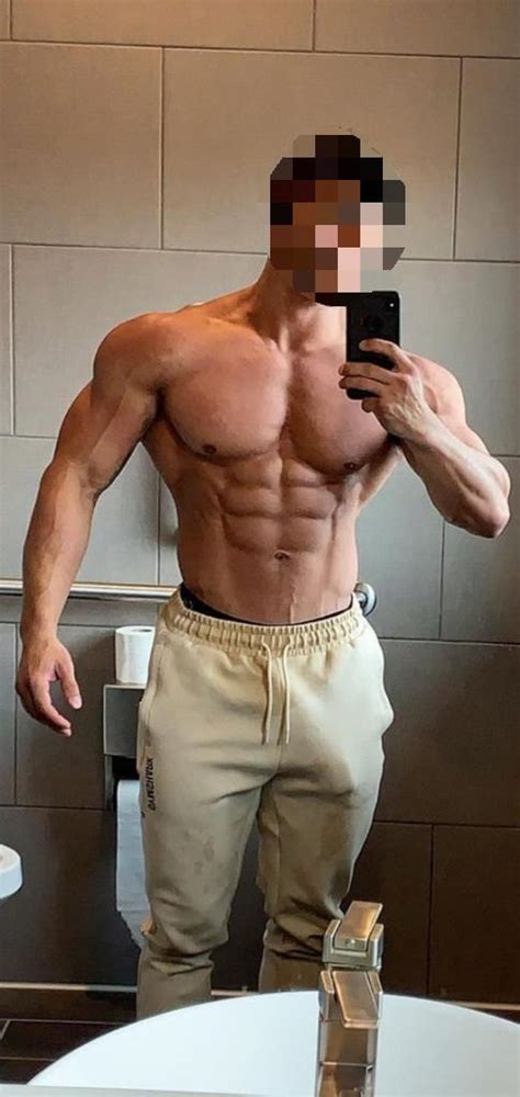 바지를 벗는것도 물건이 자신이 있어야 가능한거지 정치유머 게시판
