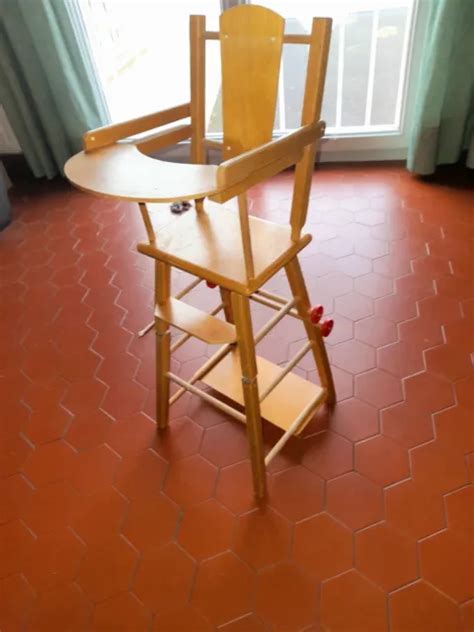 ANCIENNE CHAISE HAUTE En Bois Pour Poupon EUR 15 00 PicClick FR