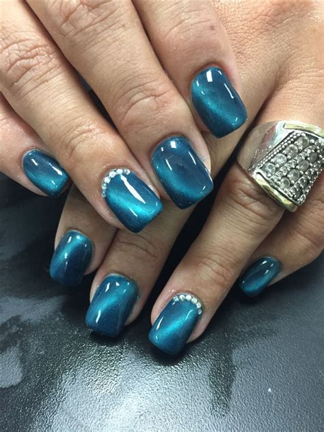 Gel Polish Nail Designs By Nailsbynivea Cat Eyes Cat Eye Nails Cat