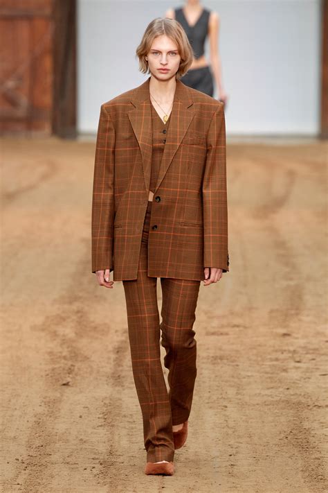 Stella McCartney Fall 2023 Ready To Wear Fashion Show Vogue