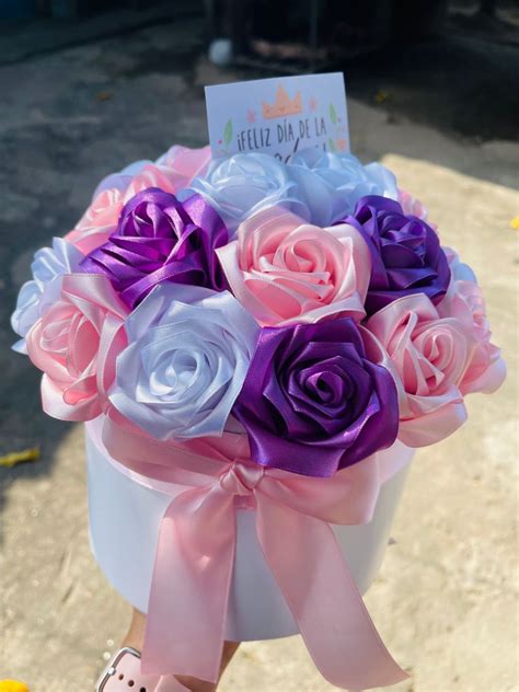 Pin By Bridgett On Guardado R Pido Diy Bouquet Wrap Handmade Flowers