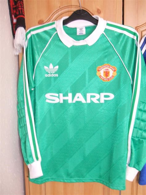 Manchester United Gk Kit