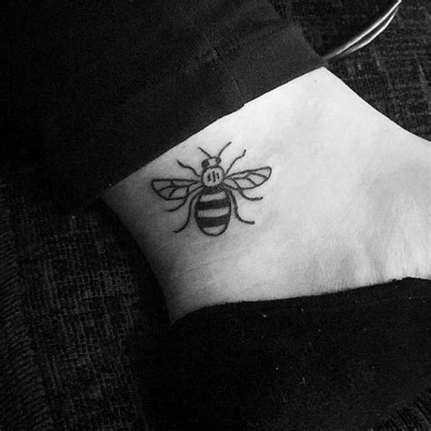 Tatuaggi Con Le Api Con Significato