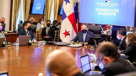 Gabinete autoriza presentación de abastecimiento de medicinas