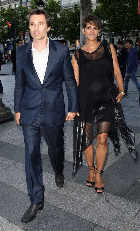 Photo Olivier Martinez Et Halle Berry Enceinte Ici Encore Enceinte