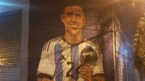 FOTO Enzo Fernández já tem um mural na sua cidade natal TVI Notícias