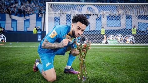 Flamengo mira contratação de Claudinho do Zenit Futebol Portal iG