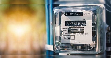 Cómo puedo reportar un medidor de luz que esté fallando en Bogotá