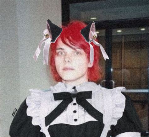 Gerard Way Gerard And Frank My Chemical Romance Emo Bands Rock