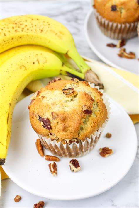 Make These Amazing Banana Nut Muffins With Your Ripe Bananas