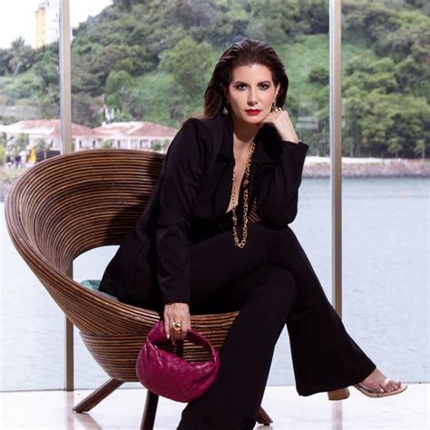 Magali Martinez Magalimartinez Threads Say More