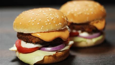 Burger In Lock Down Without Cheese Butter Restaurant Style Burger
