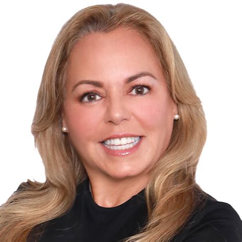 Nancy Muñoz Wellington Fl Real Estate Associate Remax Direct