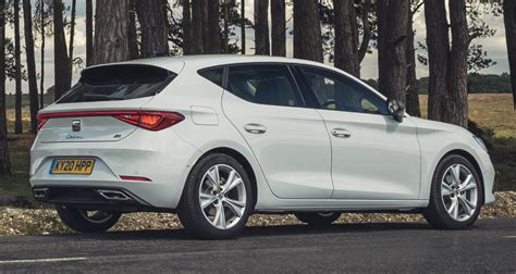 La gama SEAT León 2023 pierde la mitad de sus versiones