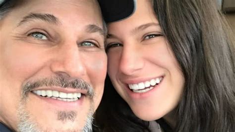 Edson Celulari celebra 21 anos de sua filha Sophia Raia A vida é linda
