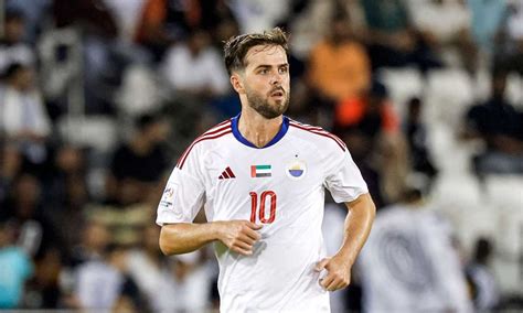 Ex Juventus niente Genoa per Pjanic giocherà in Russia L arrivo allo