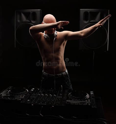 Turning Head Hide Stock Photos Free Royalty Free Stock Photos From