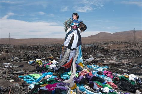 62 artistas 6 sedes y una reflexión sobre el mundo actual así es la