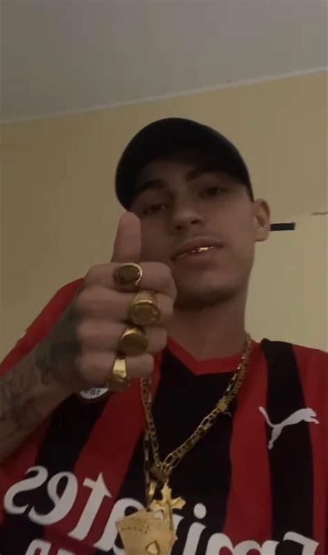 Pin De Erasmana Em Brocasito Brincadeiras Para Facebook Musica