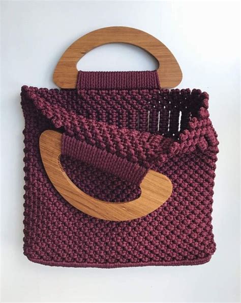 16 Lindos modelos de bolsa de macramê De Frente Para O Mar