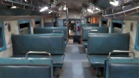 Non AC Double Decker Coach Interiors Of FLYING RANEE Express India S