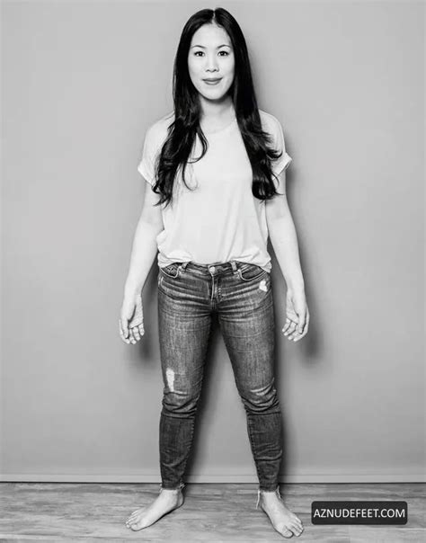 Mai Thi Nguyen Kim Feet Aznudefeet