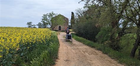 Ruta En Bici Por El Baix Empordá Los Pueblos Medievales Travelanding