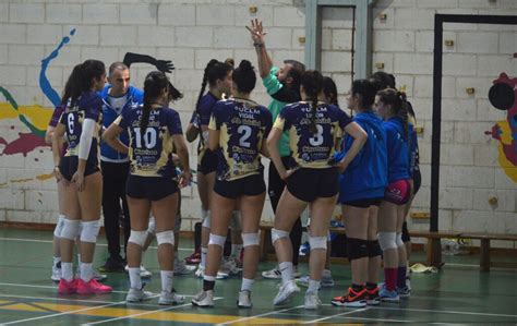 El Senior Femenino Del ADV Suspende Su Partido Por Las Malas