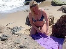 Voluptuosa Rubia Tomando El Sol Desnuda En La Playa Se Fol Porno En