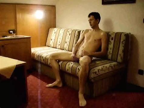 Nackter Twink Streichelt Seinen Schwanz In Einem Hotelzimmer Xhamster