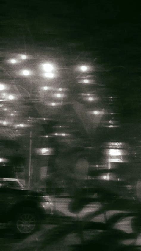 Blurry Aesthetic Wallpaper Aesthetic Blurry Mirror Selfie Black