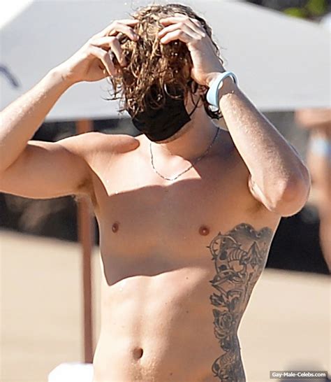Lukas Gage Nude Ass And Shirtless Photos The Male Fappening