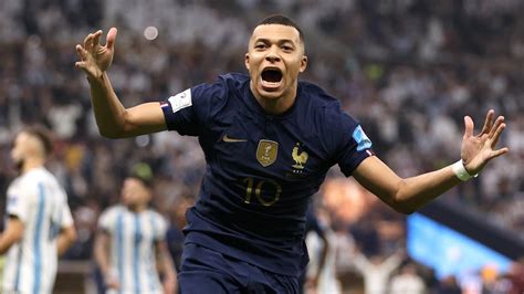 Kylian Mbapp Scores Third Goal Against Argentina To Equalize The
